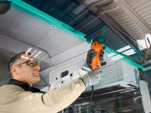 MULTIMASTER MM 700 1.7 Q Bus & Truck | C. & E. Fein GmbH